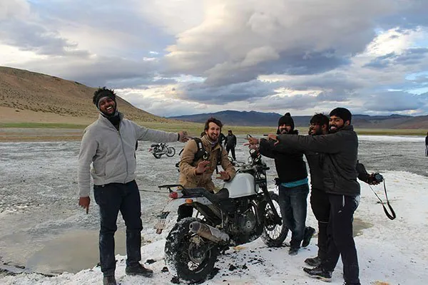 How to Choose an Adventure Motorcycle for Travelling