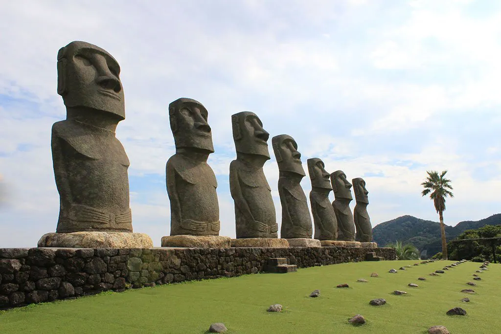 Meeting Japan's Easter Island Heads - Mad or Nomad