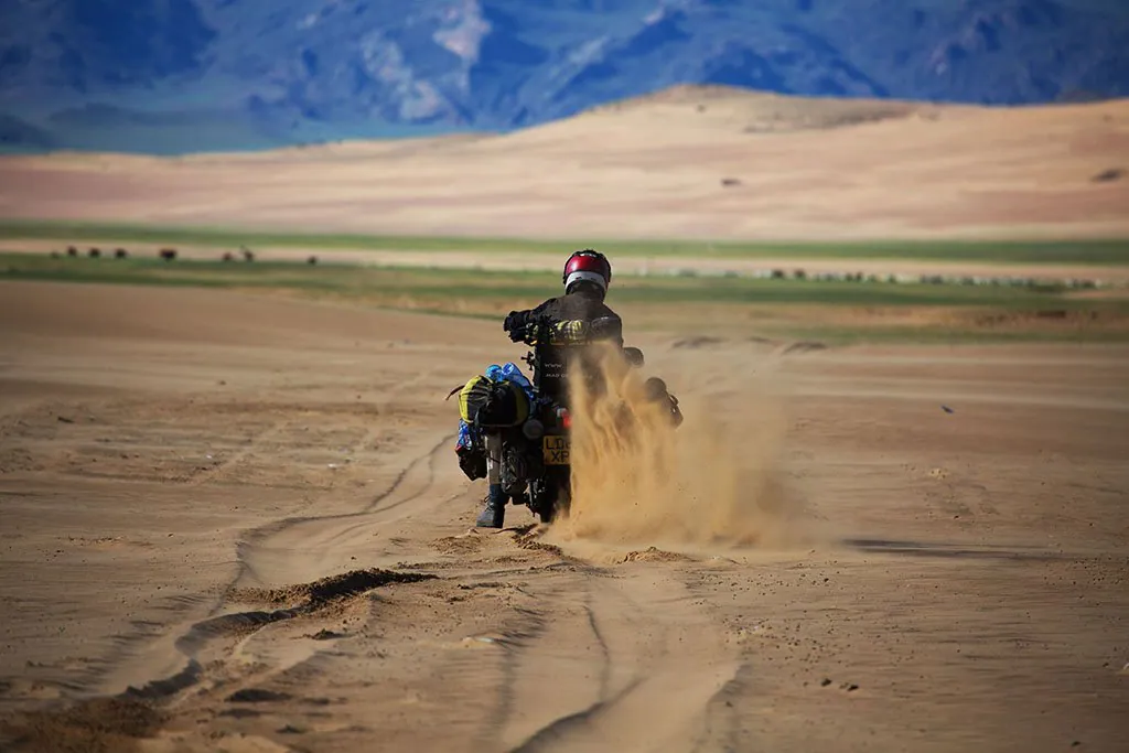 Motorcycle Travel Guides for Mongolia - Mad or Nomad