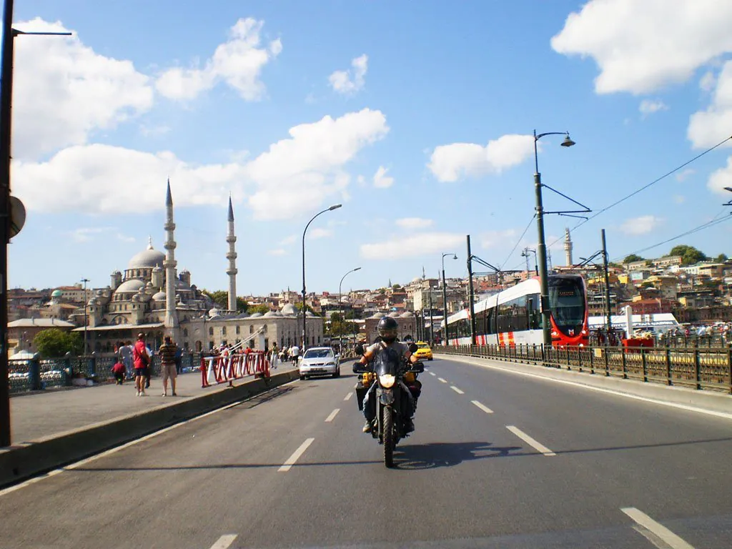 Motorcycle Travel Guide: Turkey - Mad or Nomad