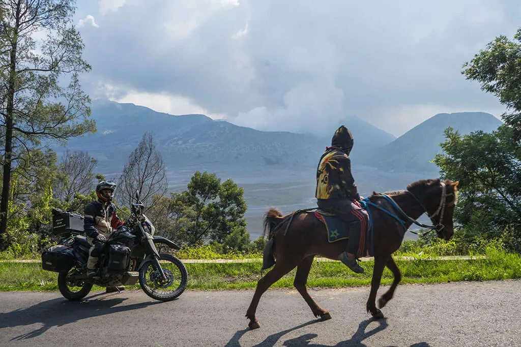 Motorcycle Travel Guide: Southeast Asia - Mad or Nomad