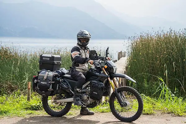 Mosko Moto Gnat Handlebar Bag Review - Mad or Nomad