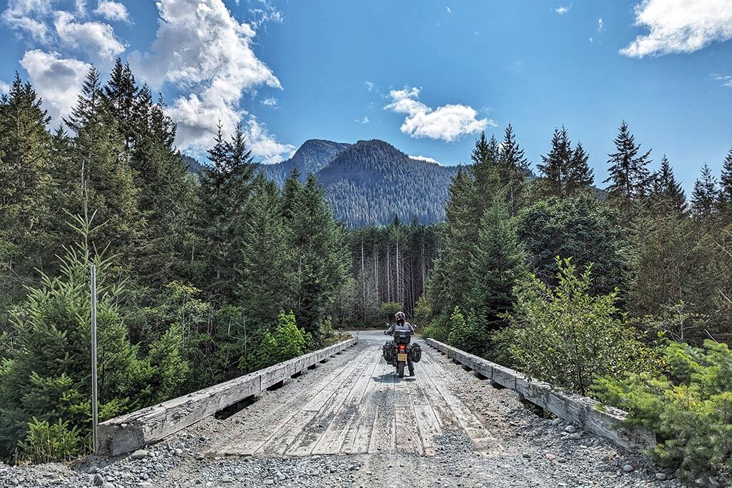 Motorcycle Travel Guide: Canada - Mad or Nomad