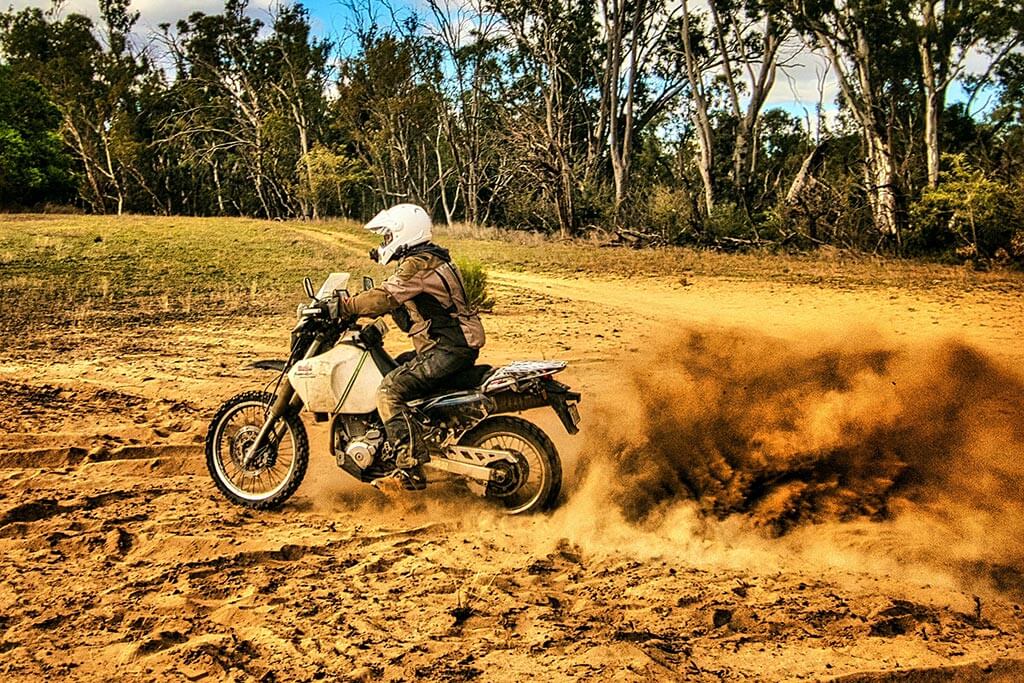 Motorcycle Travel Guide: Australia - Mad or Nomad