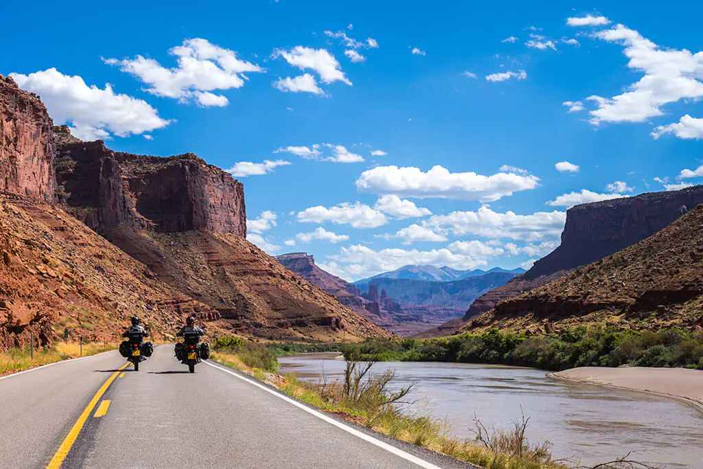 Motorcycle Travel Guide: USA - Mad or Nomad