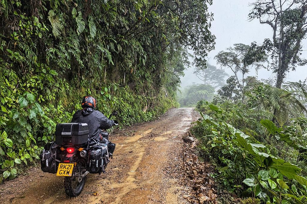 Motorcycle Travel Blog Costa Rica: Pura Vida!