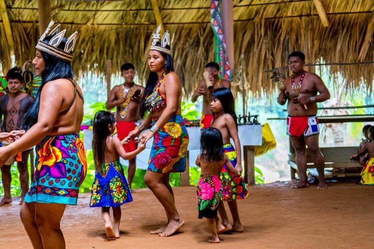 How to Visit an Indigenous Tribe in Panama - Mad or Nomad