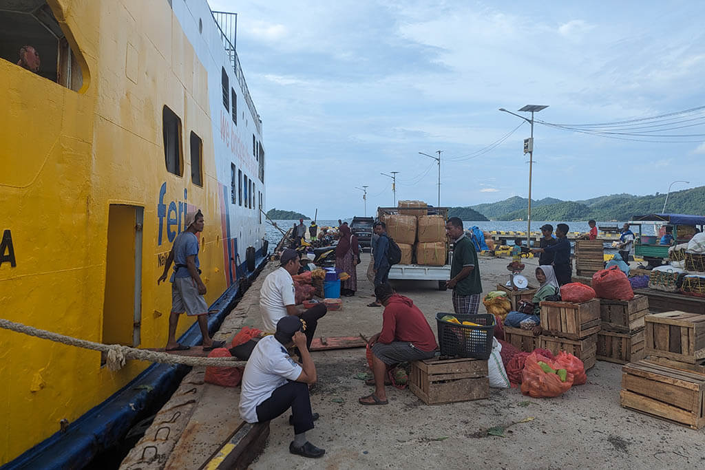 Ferry Routes and Reports in Indonesia for Motorcycles - Mad or Nomad