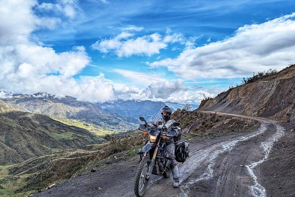Colombia Motorcycle Travel Blog: Close Calls - Mad or Nomad