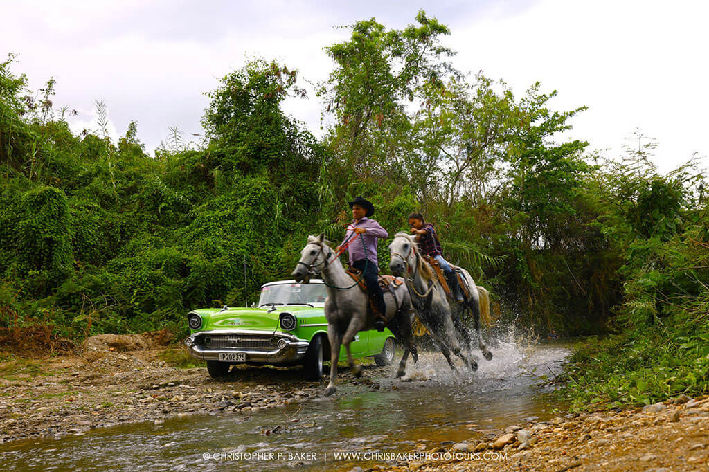 5 Reasons Why You’ll Love Riding a Motorcycle in Cuba